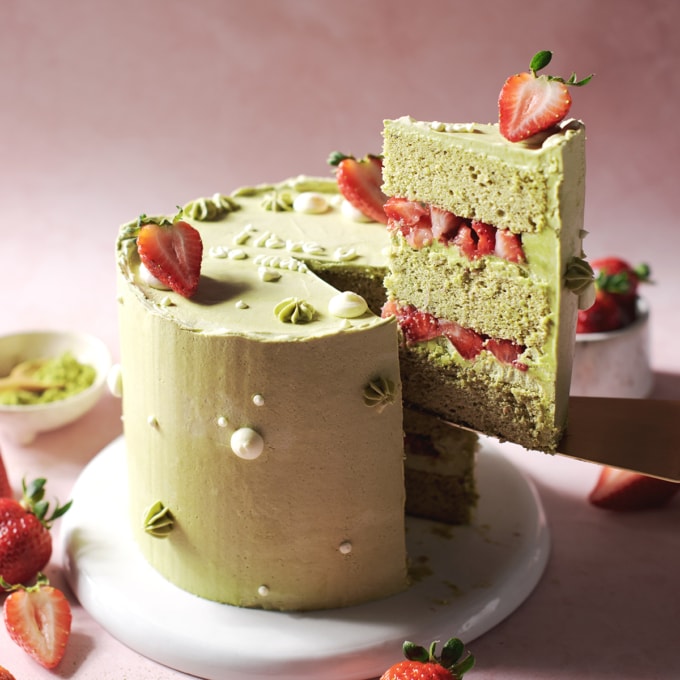 Matcha Strawberry Cake - Teak & Thyme