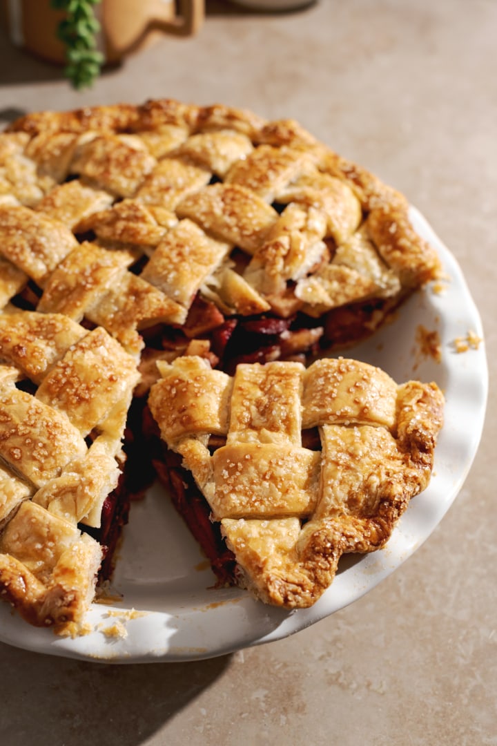 Cherry Apple Pie - Teak & Thyme