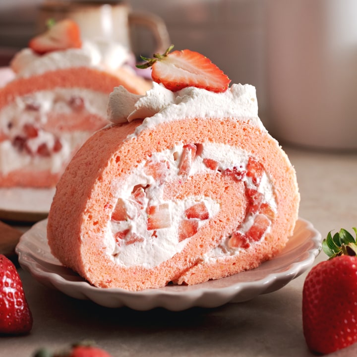 Strawberry Swiss Roll - Teak & Thyme