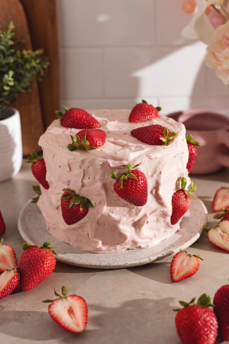 Strawberry Chocolate Cake - Teak & Thyme