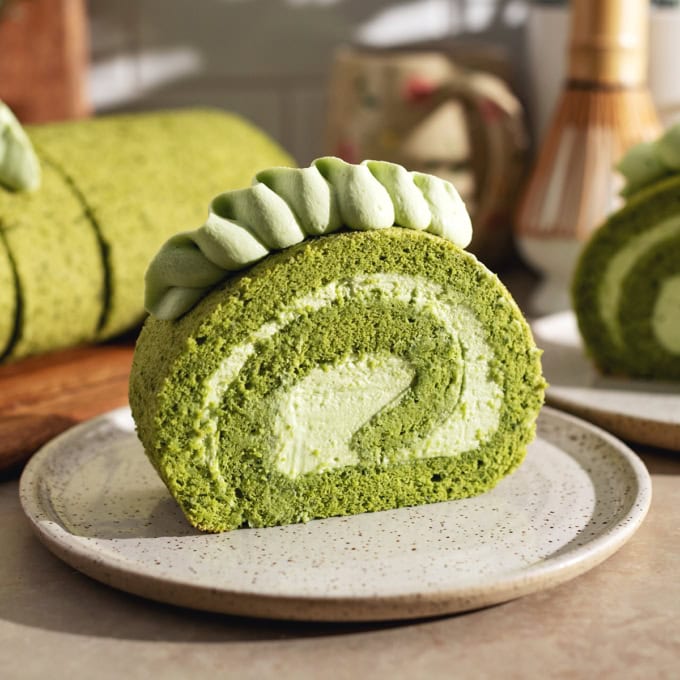 Matcha Roll Cake (Swiss Roll) - Teak & Thyme