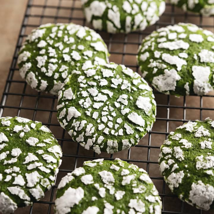 Matcha Crinkle Cookies - Teak & Thyme