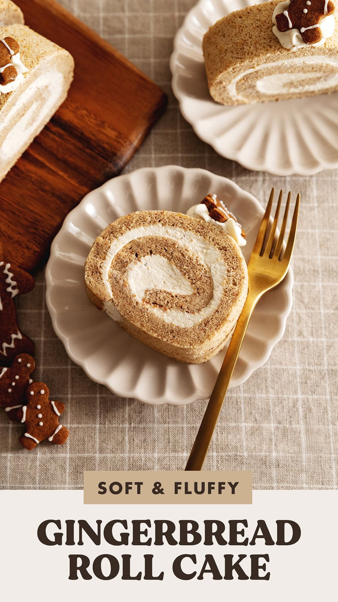 Gingerbread Roll Cake - Teak & Thyme